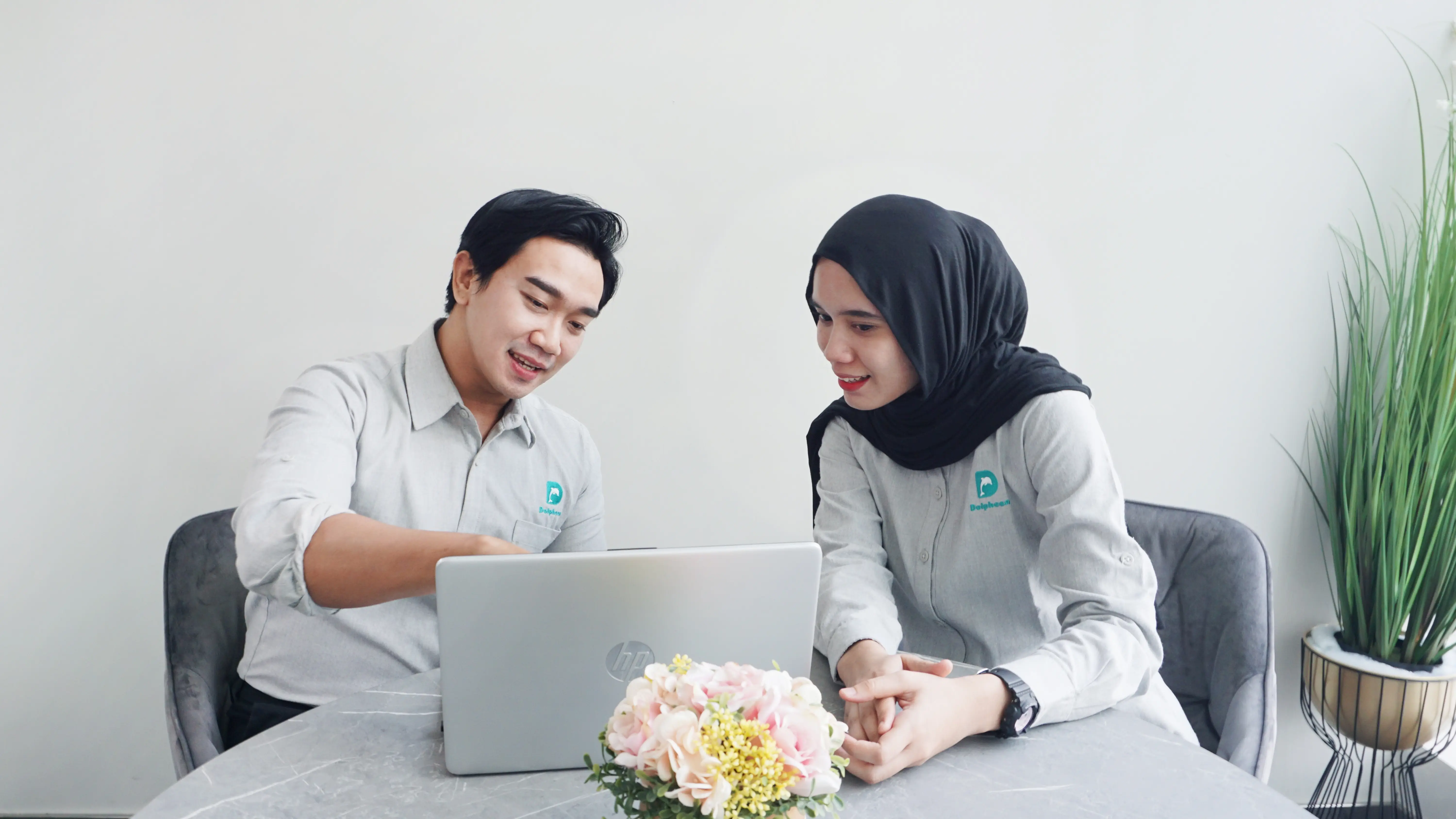 Dolpheen Indonesia - Solusi Mediasi Utang untuk Kebebasan Finansial